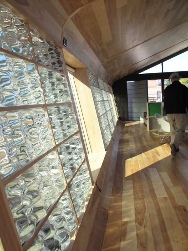 Passive Solar Design: Water Wall Heat Sinks ...